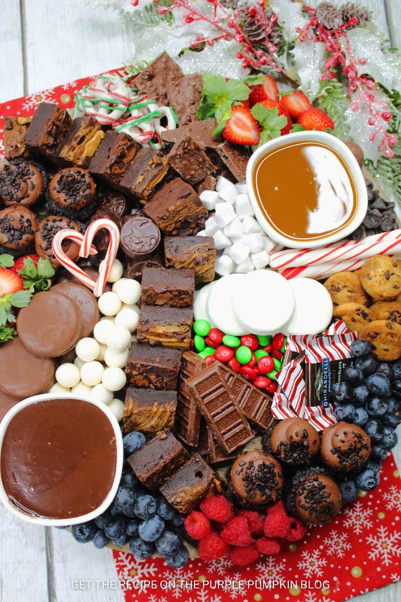 21 Christmas Dessert Charcuterie Board Ideas
