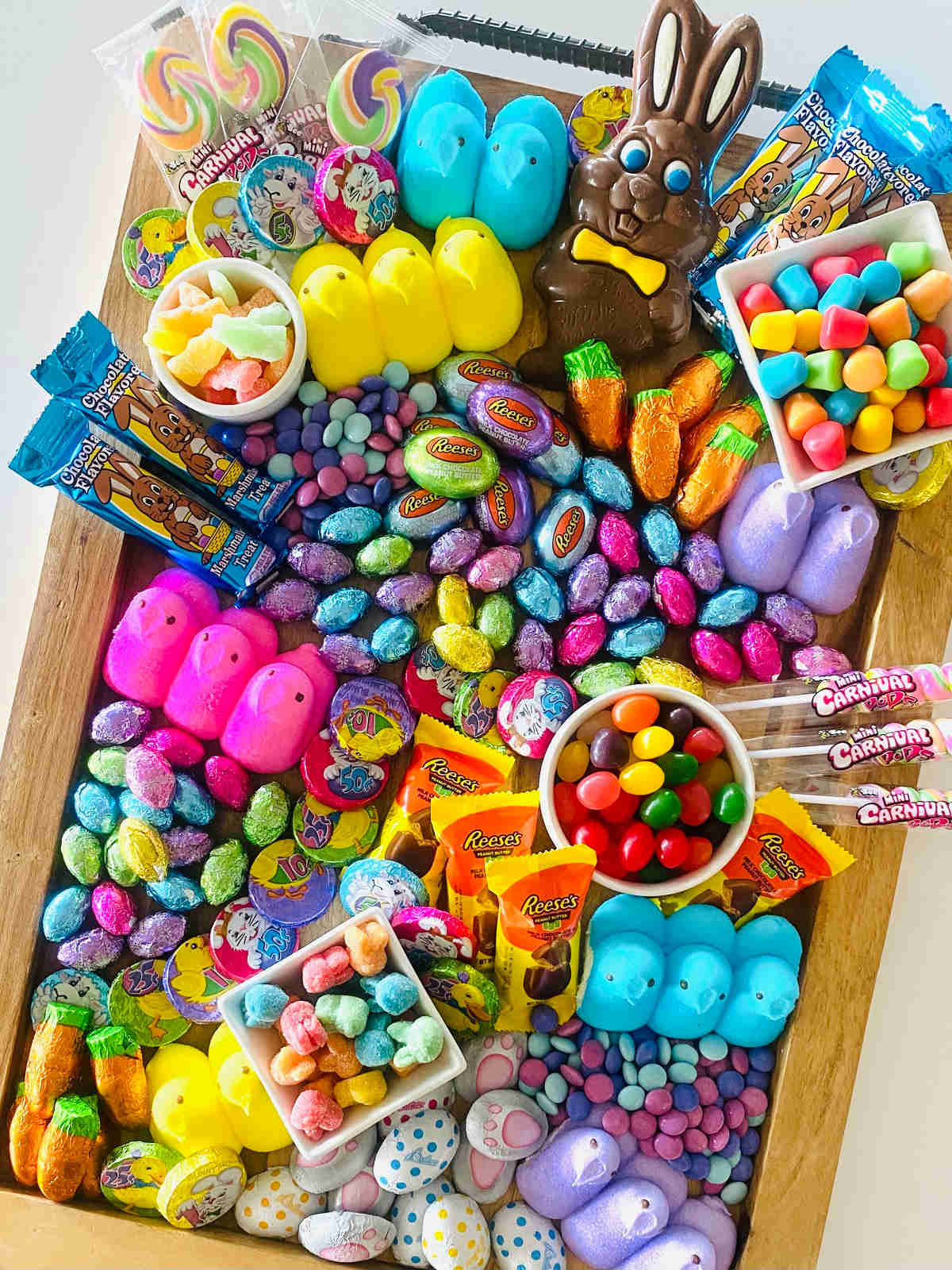 22 Easter Candy Charcuterie Board Ideas - Charcuterie Association