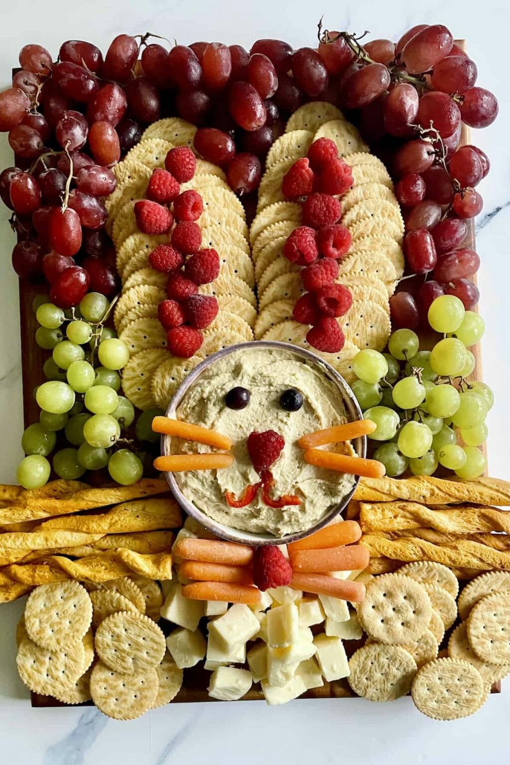 Hop To It With 22 Easter Bunny Charcuterie Board Ideas - ICA